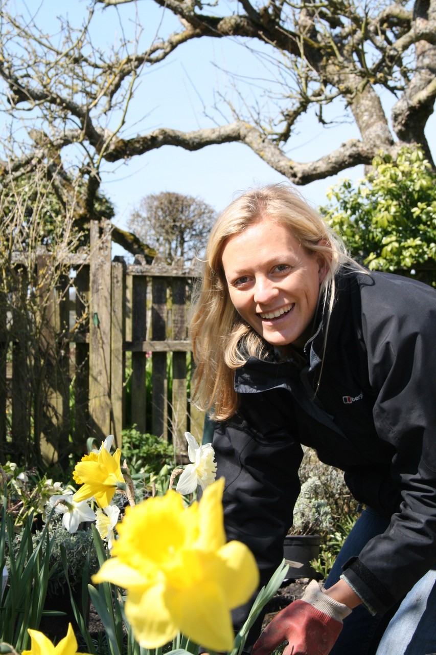 Joanna Archer Garden Design : What To Plant In Your Garden Now | The ...